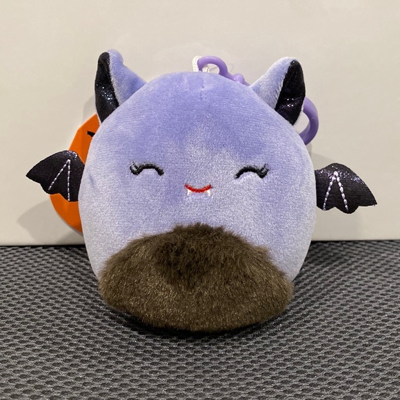 Squishmallows | Toys | Squishmallow Joldy The Bat Clip Nwt Halloween ...